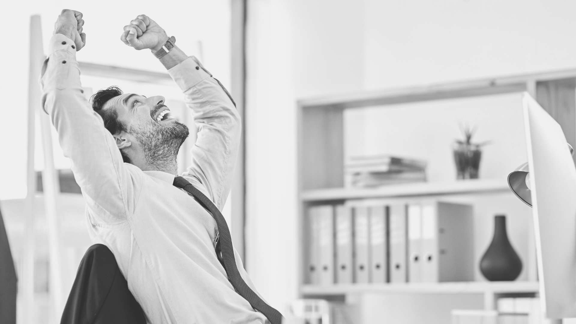 12 Ways To Perform Better At Work As A Salesperson – CallTheLeads